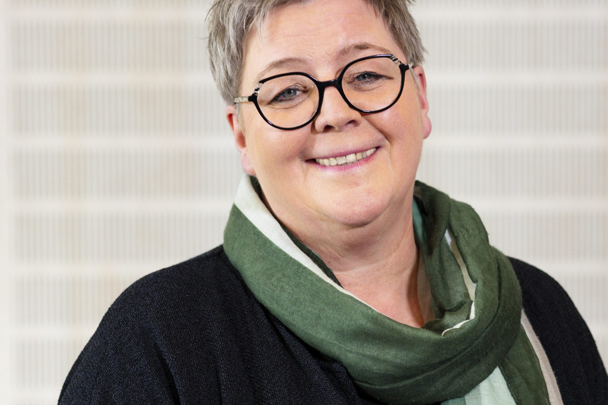 Aufkleber gegen Hitze – Günther-Regierung hat die Zeichen der Zeit mal ...